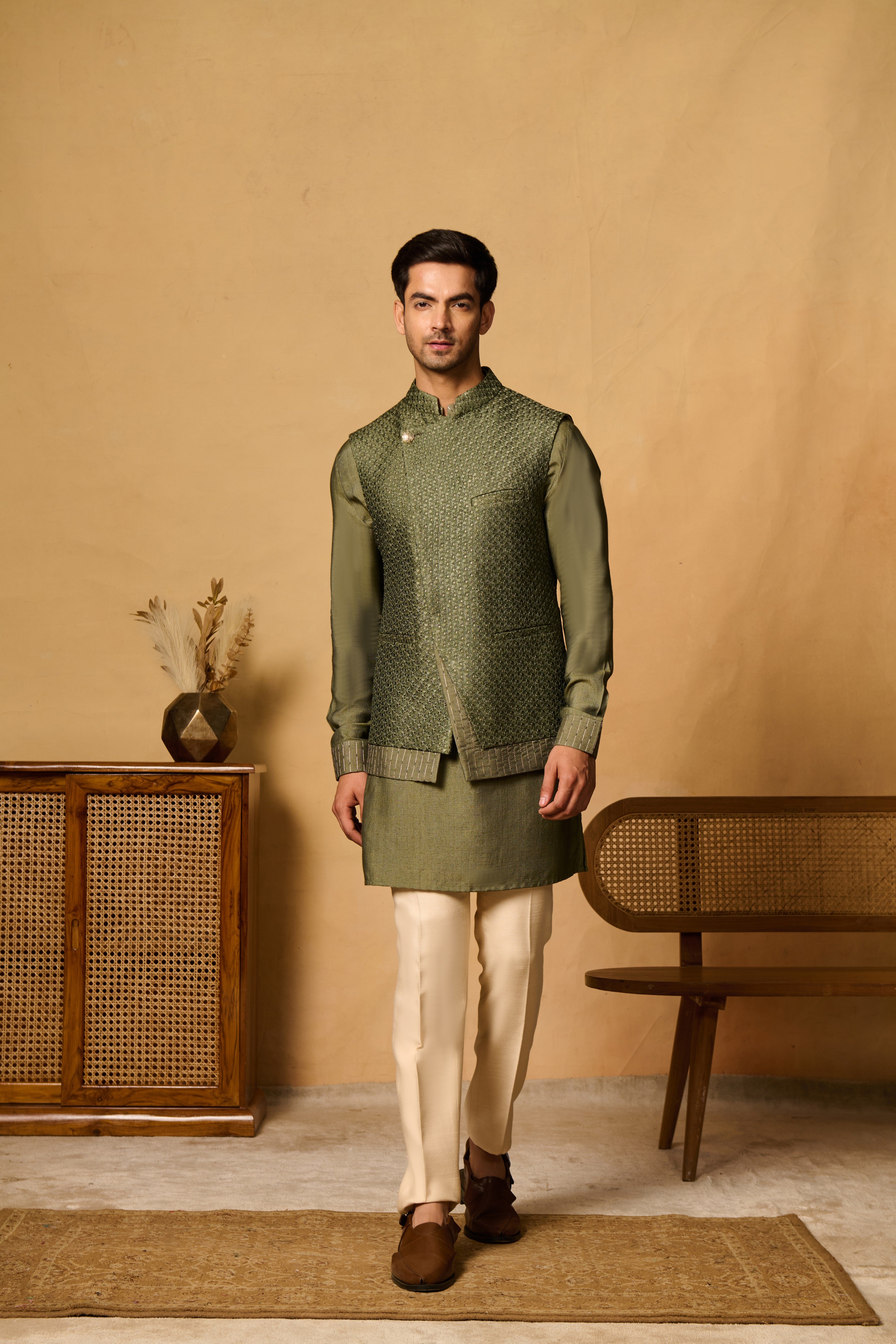 ARANYA SET – Philocaly